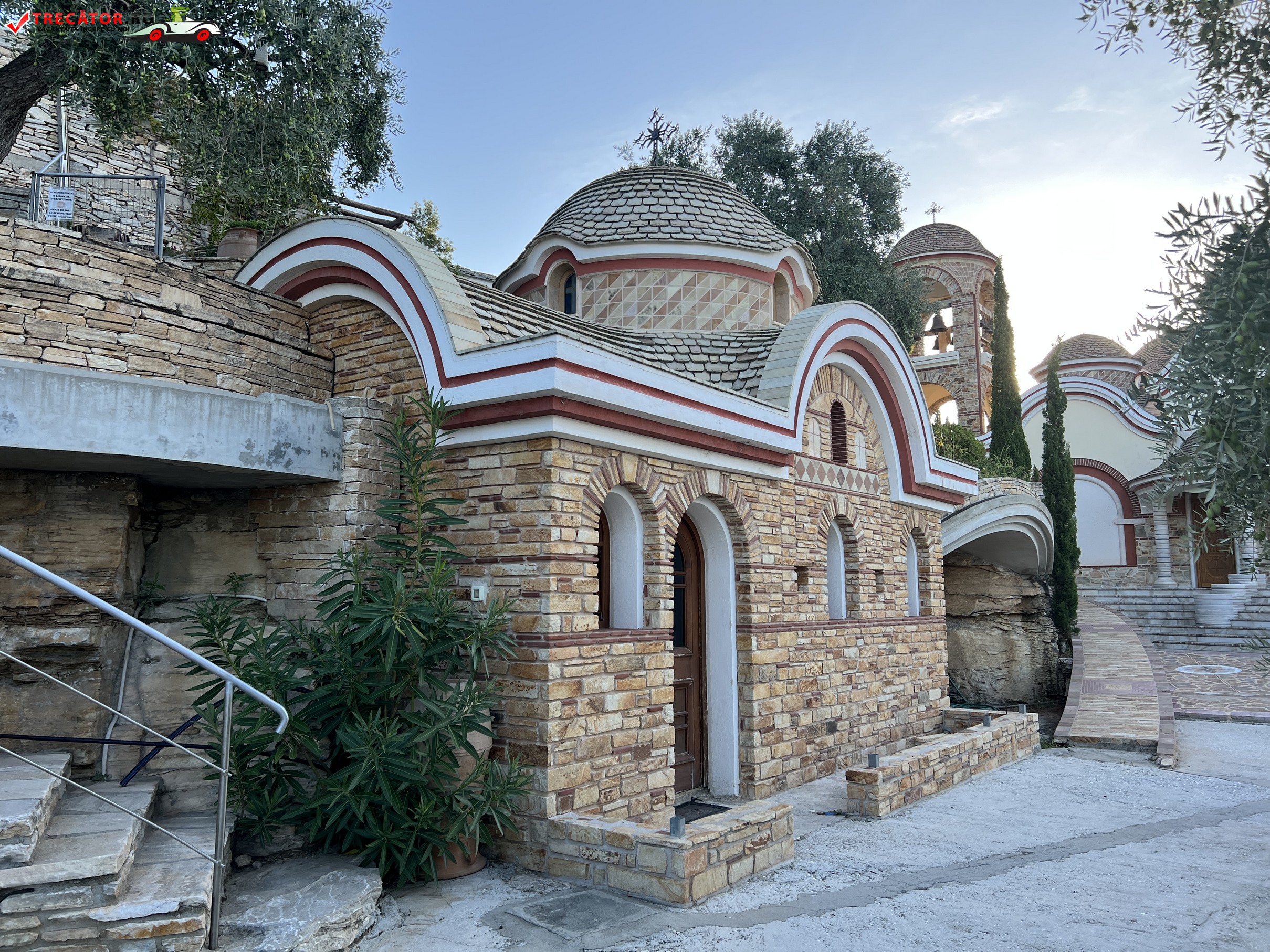 Mănăstirea Sfântul Arhanghel Mihail din Thassos. Galerie Foto - Imagini cu Obiective Turistice