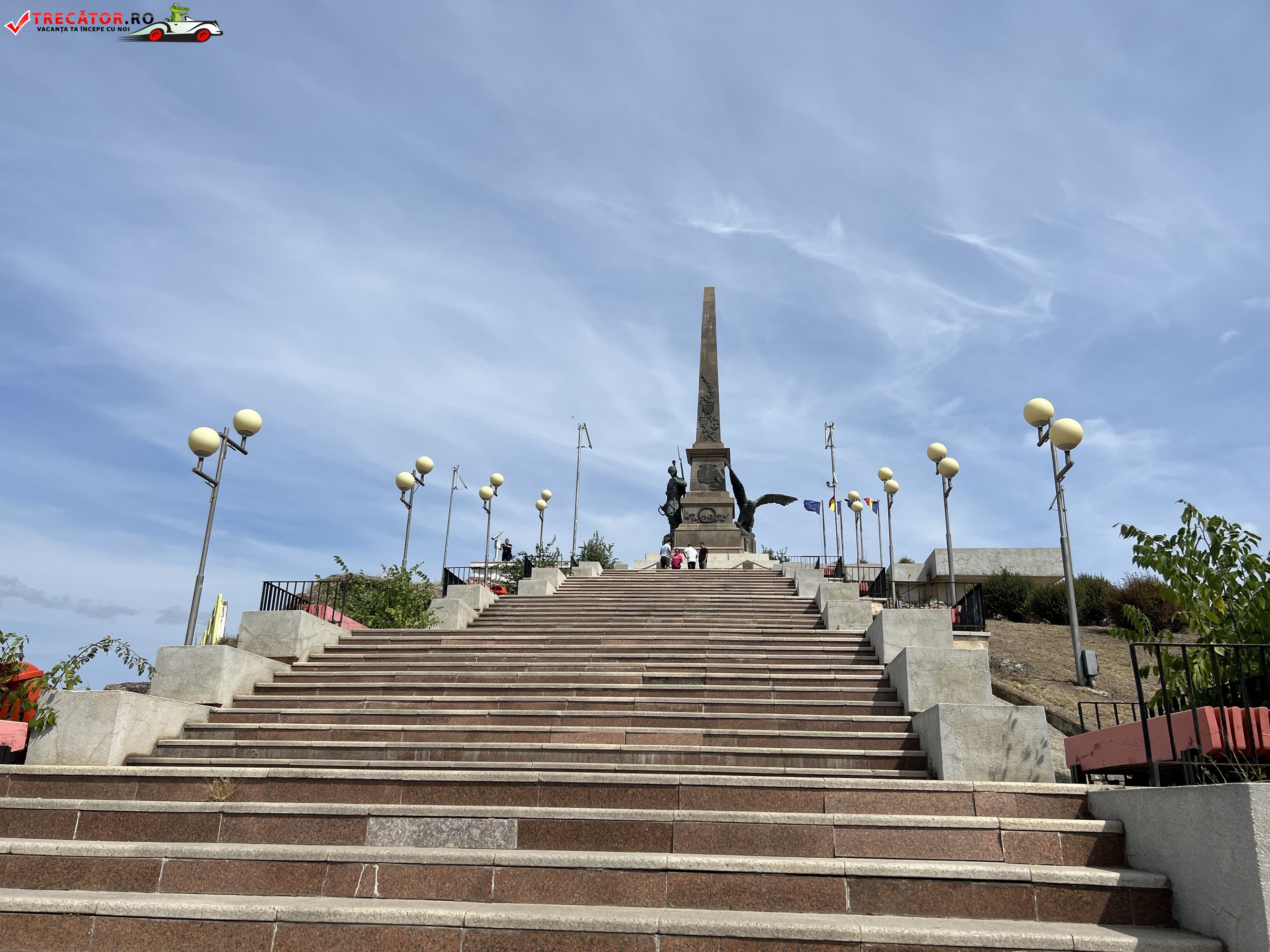 Monumentul Eroilor din Tulcea. Galerie Foto - Imagini cu Obiective ...