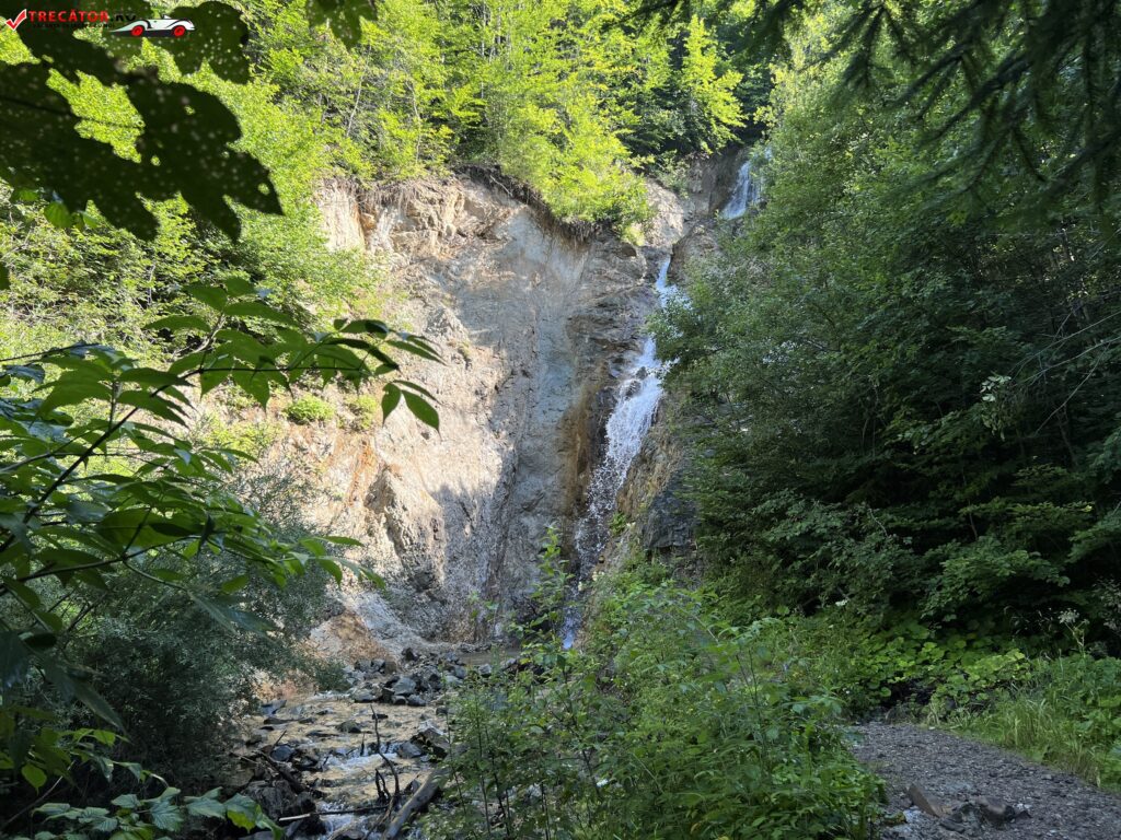 Cascada Piciorul Calului. Galerie Foto - Imagini cu Obiective Turistice
