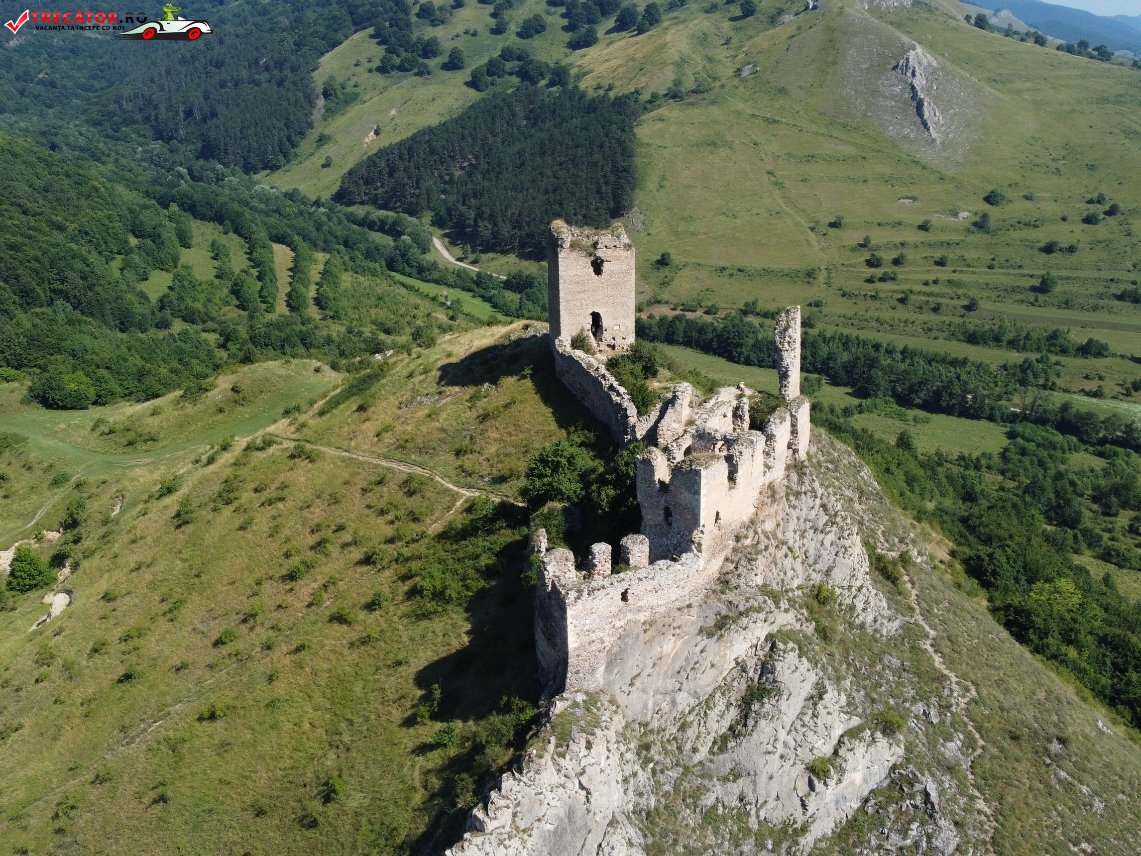 Cetatea Trascăului. Galerie Foto - Imagini cu Obiective Turistice